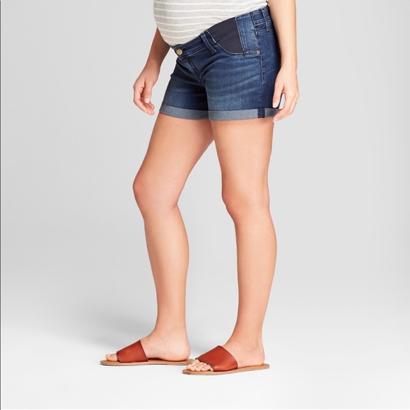 Isabel Maternity by Ingrid & Isabel | Shorts | Isabel Maternity Inset ...
